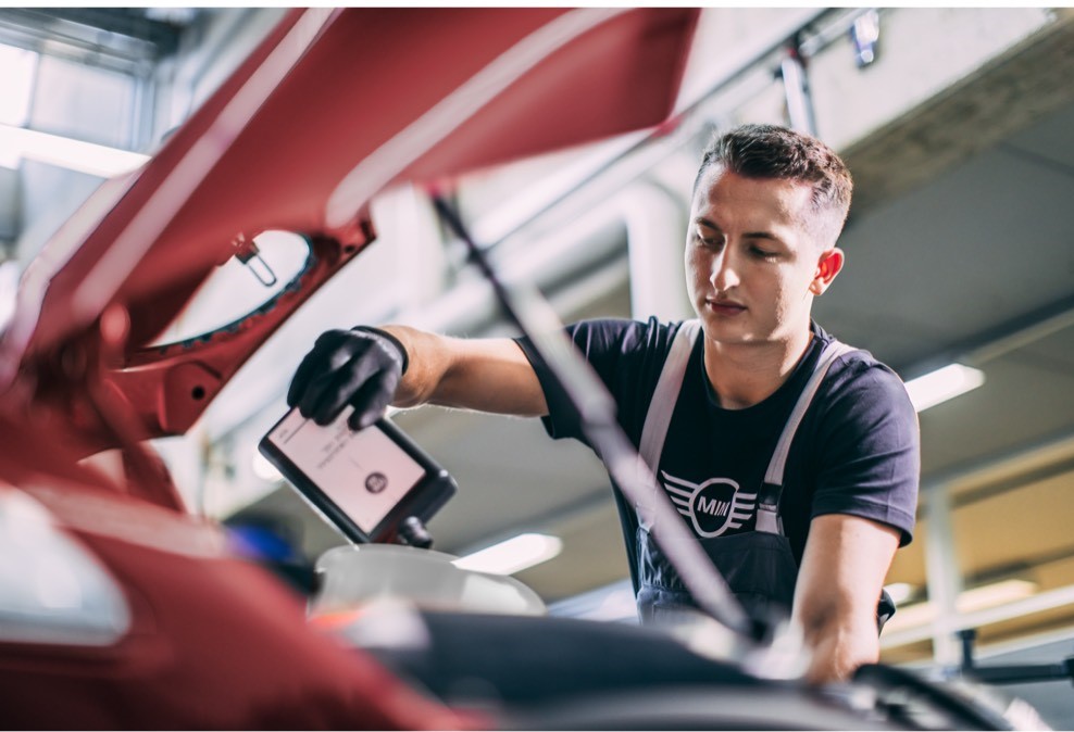 BOOK A MINI SERVICE, MOT OR REPAIR - Bowker MINI