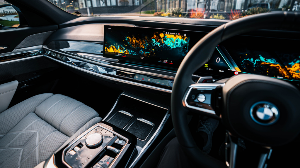 The first fully-electric BMW i7 Saloon | Bowker BMW