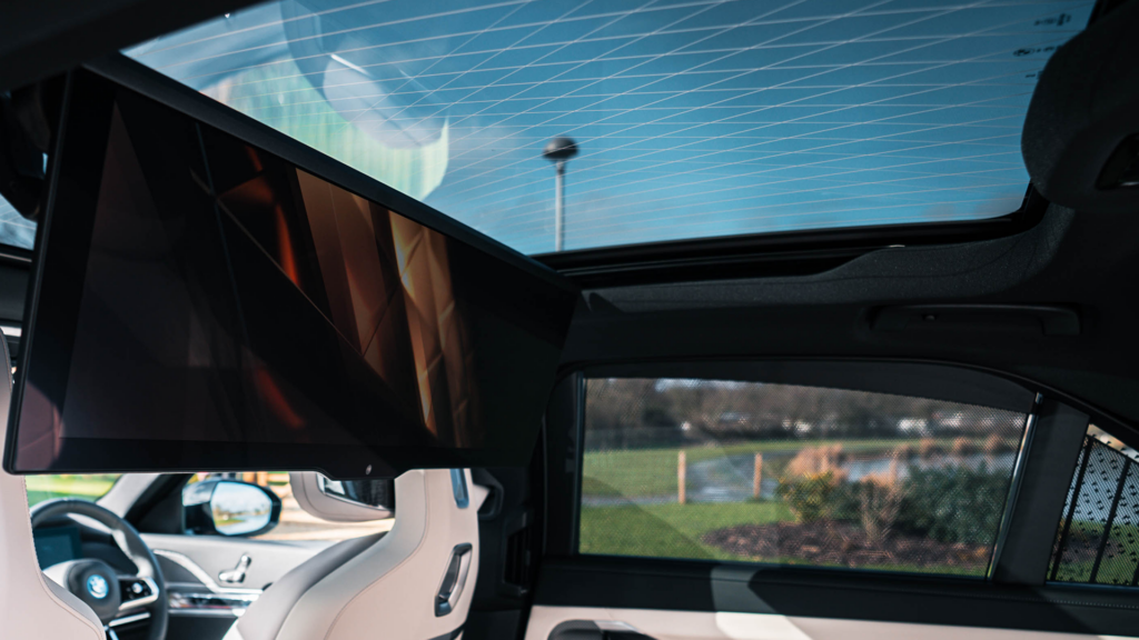 The first fully-electric BMW i7 Saloon | Bowker BMW