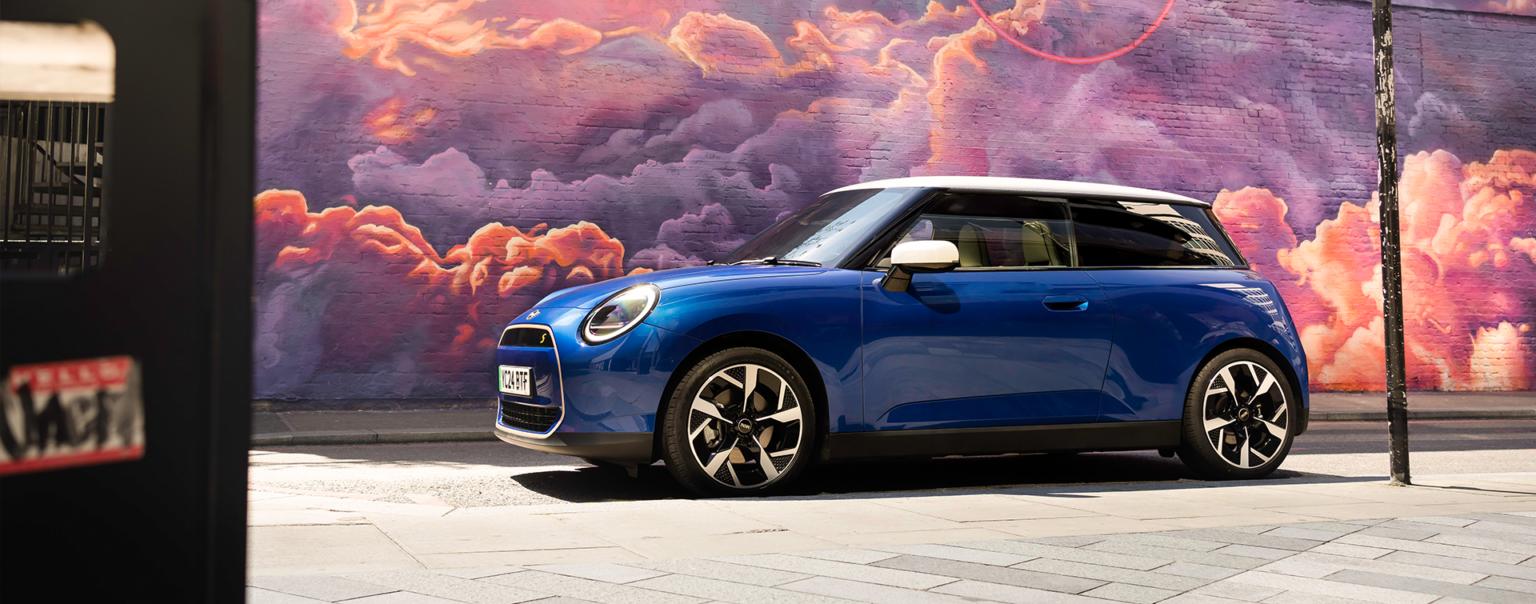 Bowker MINI Blackburn & Preston - Bowker Motor Group