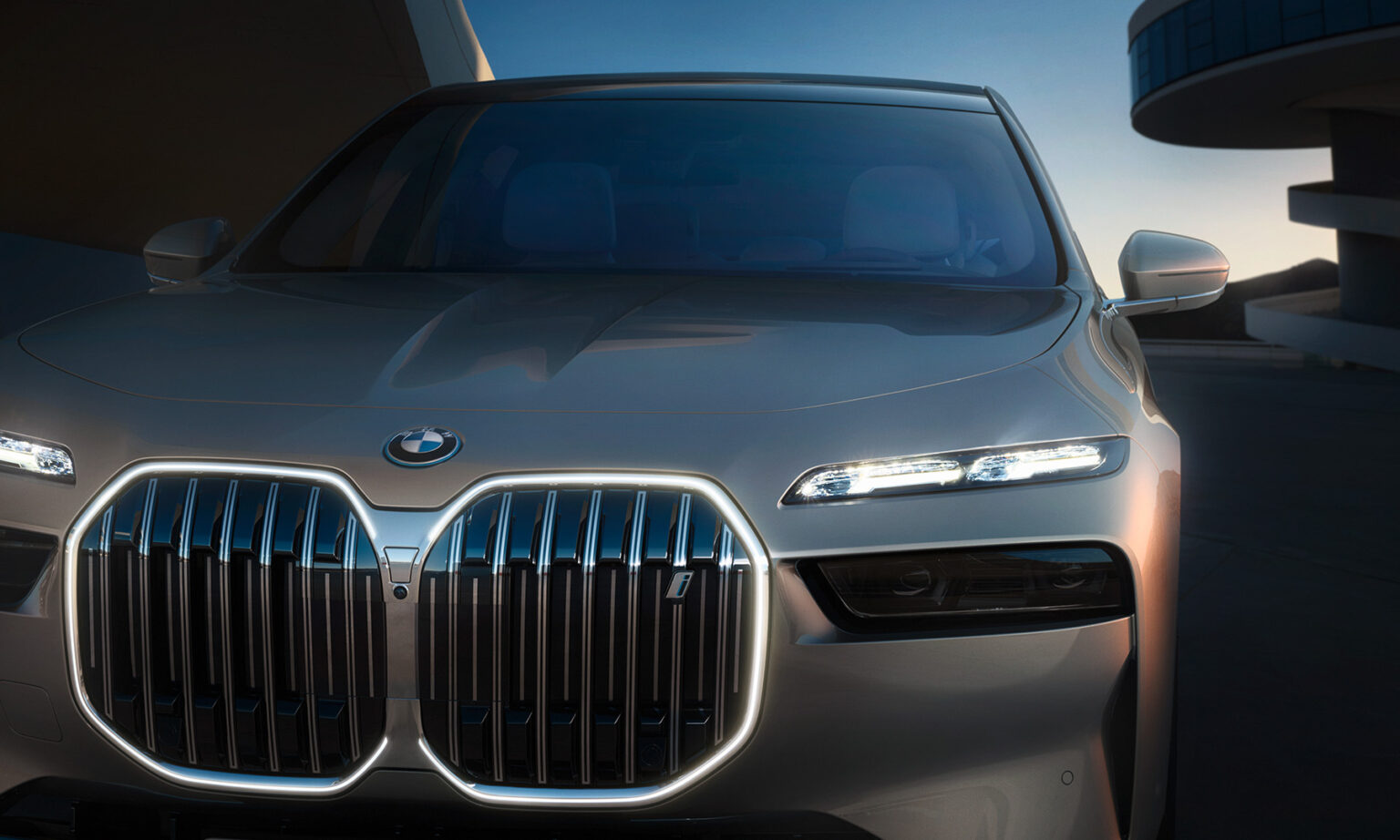 BMW Luxury Class | Bowker BMW